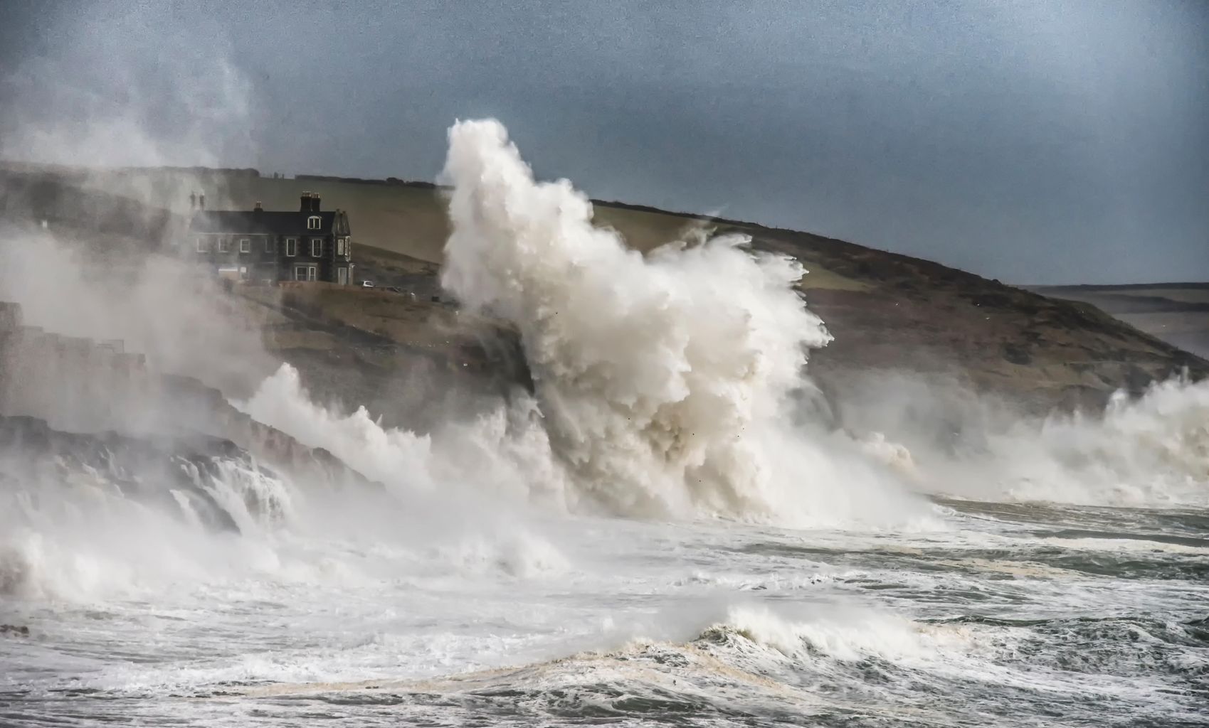 Amber alert issued as Storm Ciaran set to batter coastal areas